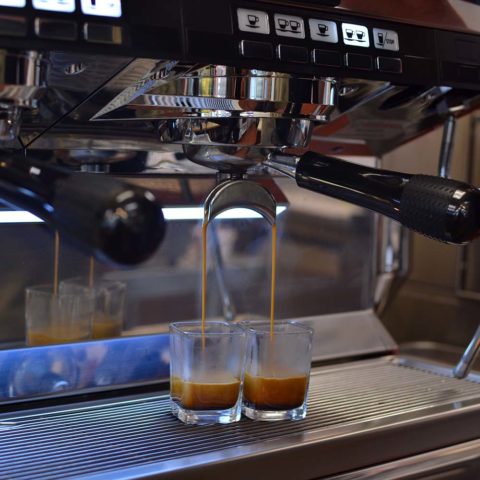 Wholesale Coffee Bean Distributor for Restaurant and Café